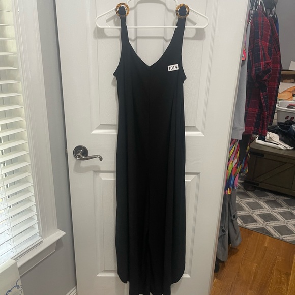 sami amd jo | Pants & Jumpsuits | Sami Jo Black Sleeveless Vneck ...